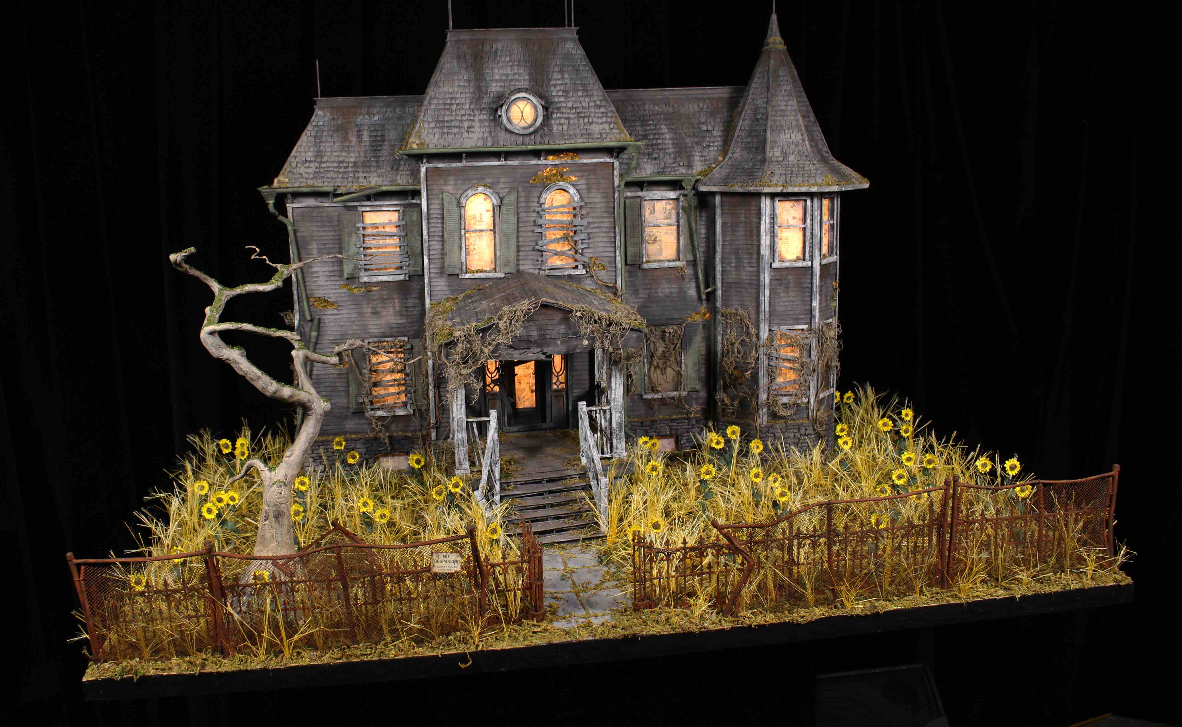 This Albertan Created the Most Amazing Replica of the House From It