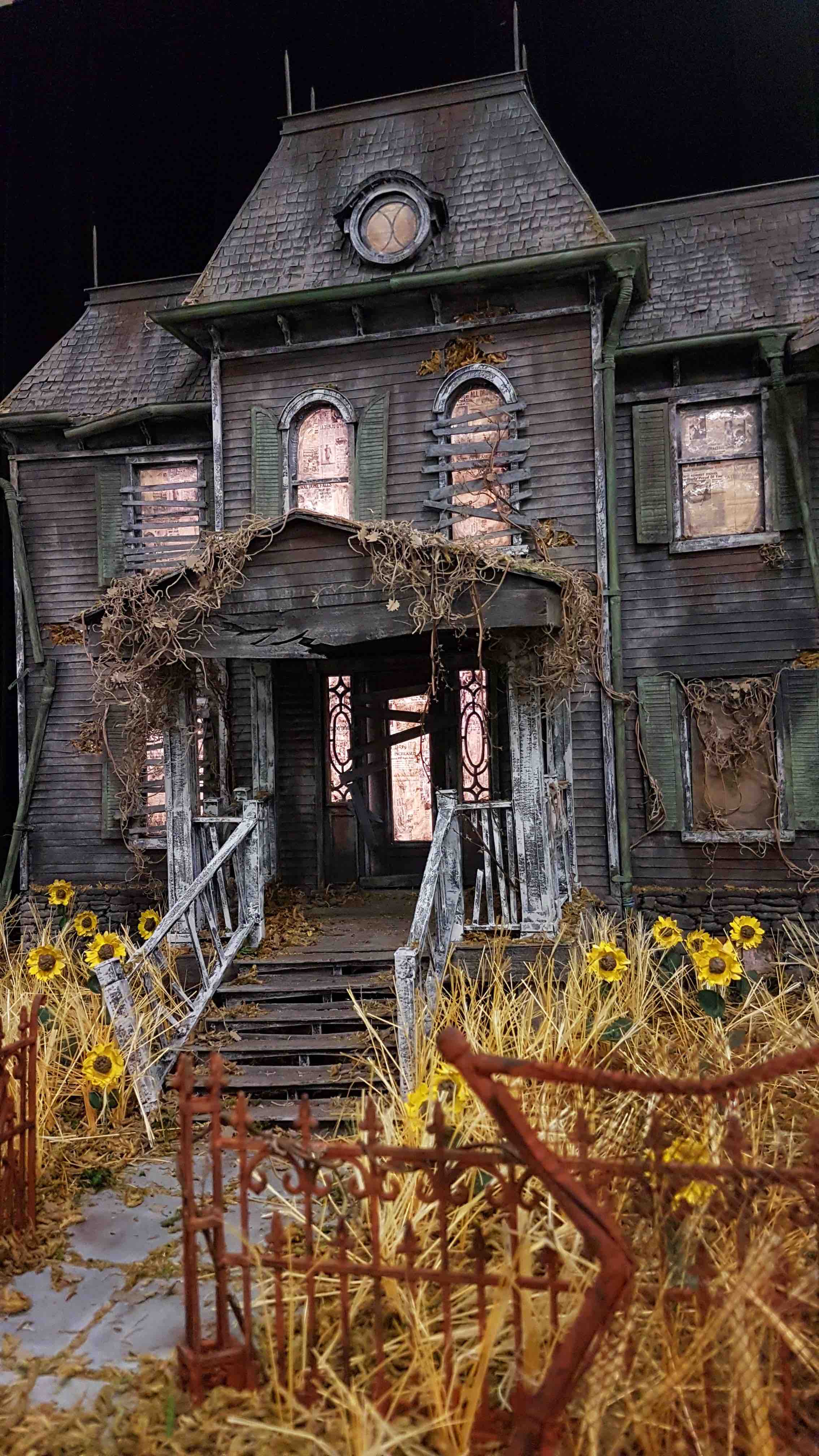 This Albertan Created the Most Amazing Replica of the House From It